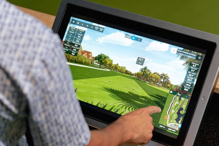 Fore Seasons Indoor Golf | Premium Golf Simulator Experience